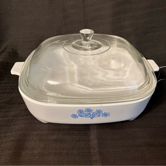 Corningware | Kitchen | Vintage 98s Blue Cornflower Corning Wear 688100 ...